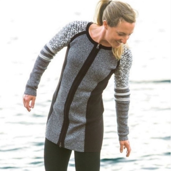 Title nine | Dresses | Title Nine Assassin Tunic Full Zip Wool Long ...